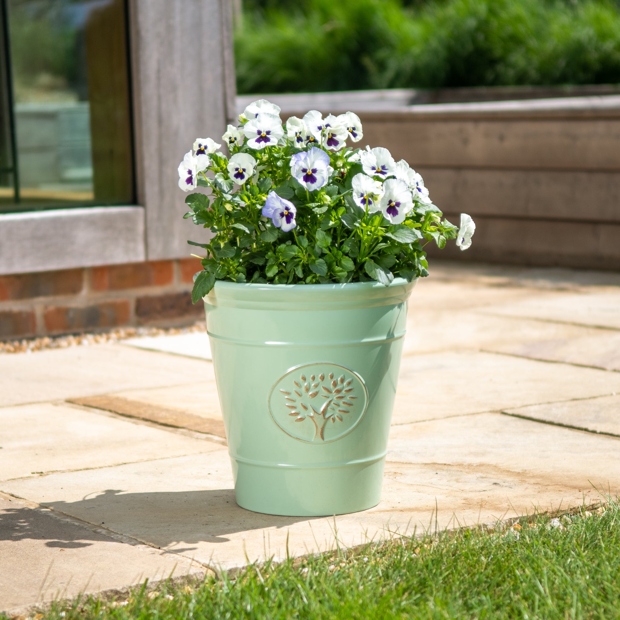 40cm plant pot store